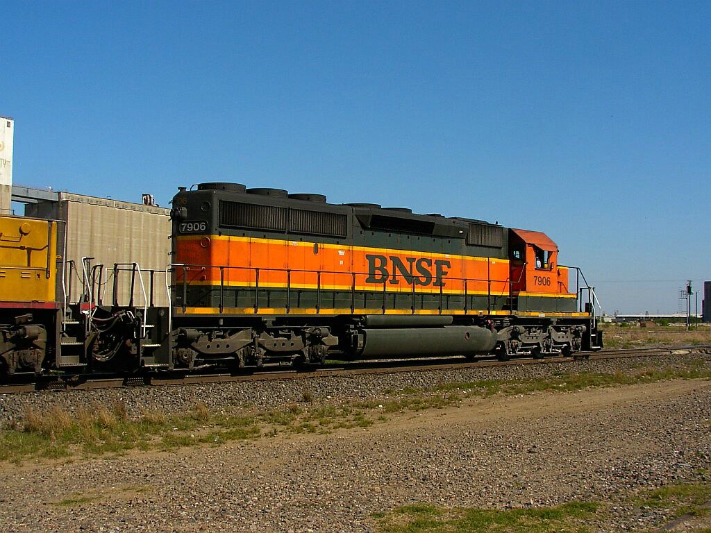 BNSF 7906